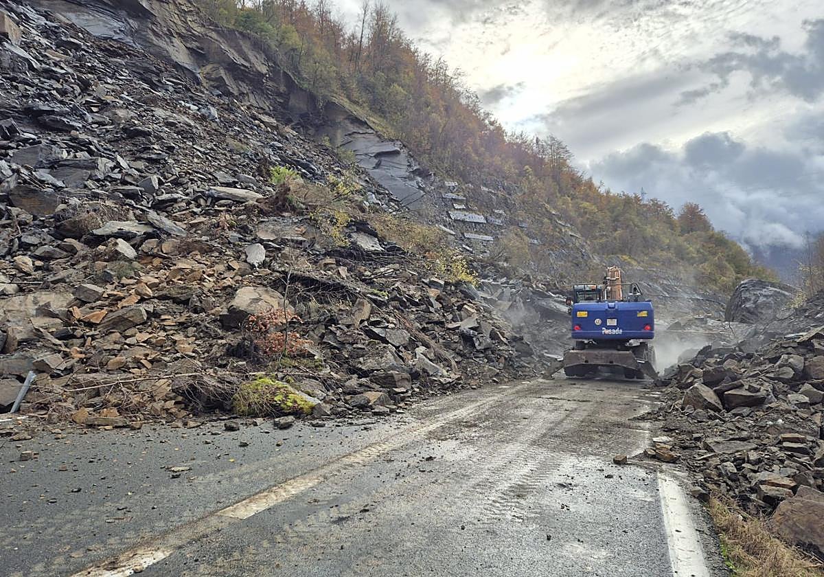 Argayo en la Autopista del Huerna: Aucalsa confía en tener un paso abierto para los obreros esta ...